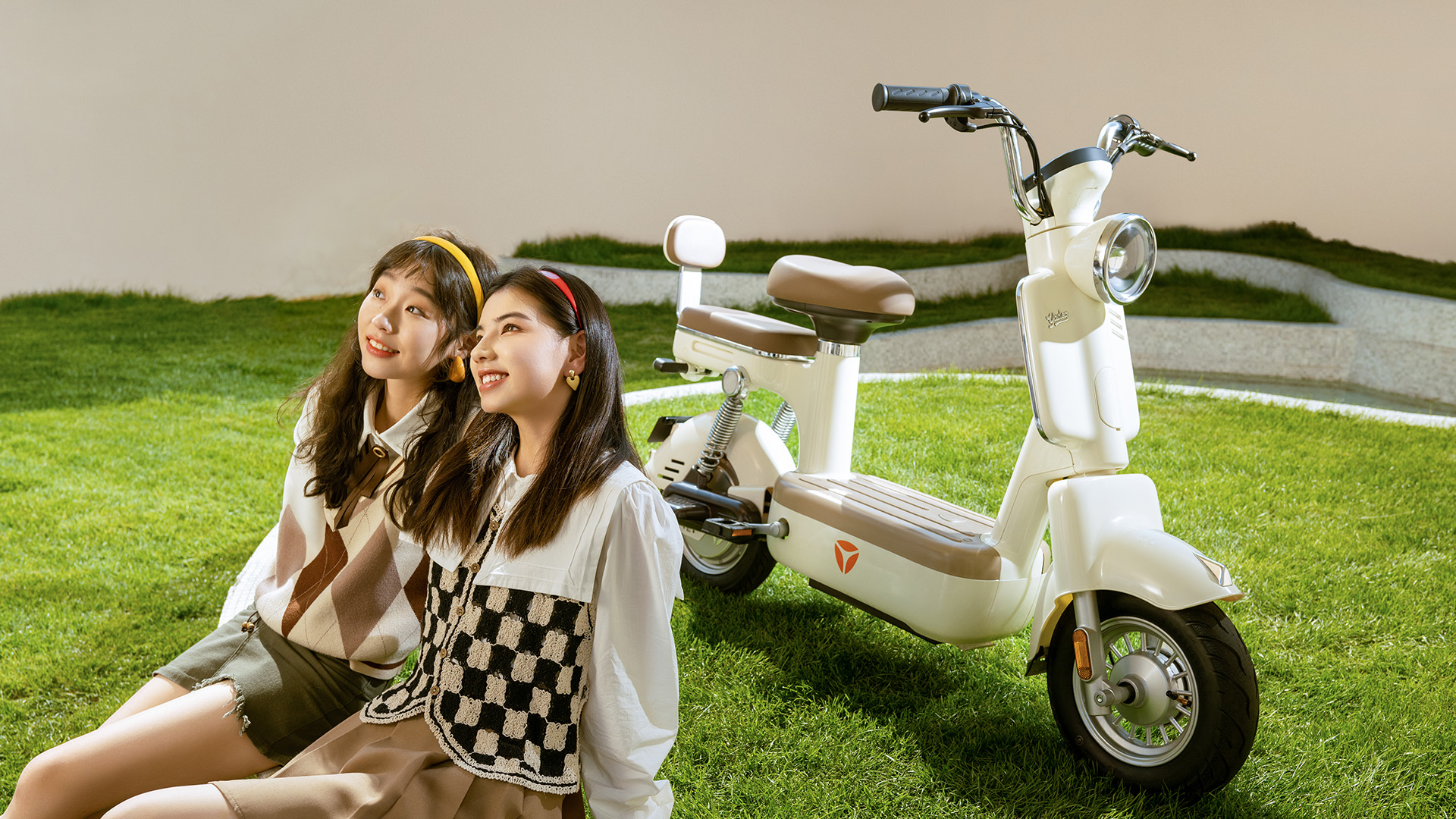 Yadea | Smart Electric Motorcycle