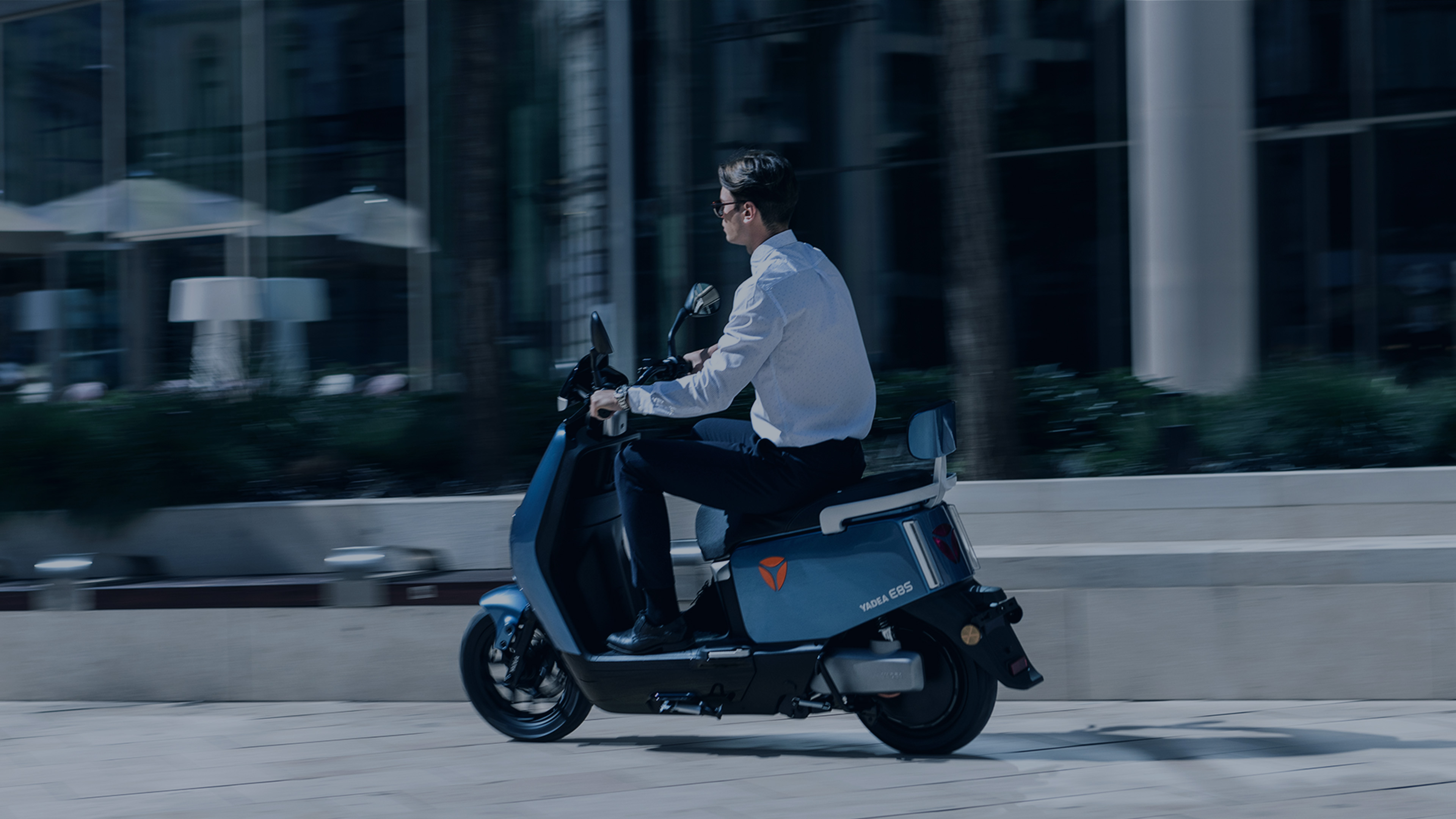 Yadea | Smart Electric Motorcycle