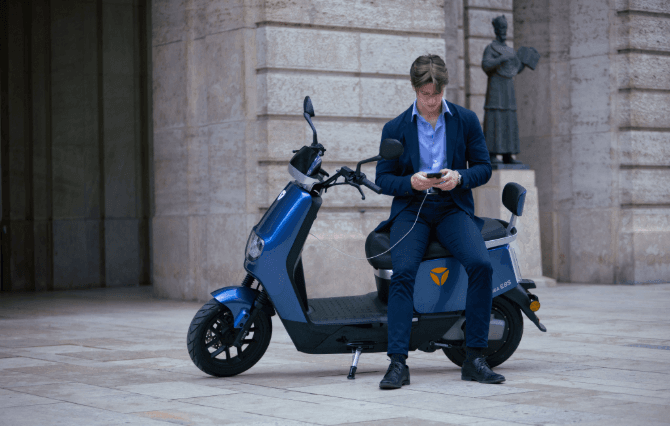 Yadea | Smart Electric Motorcycle