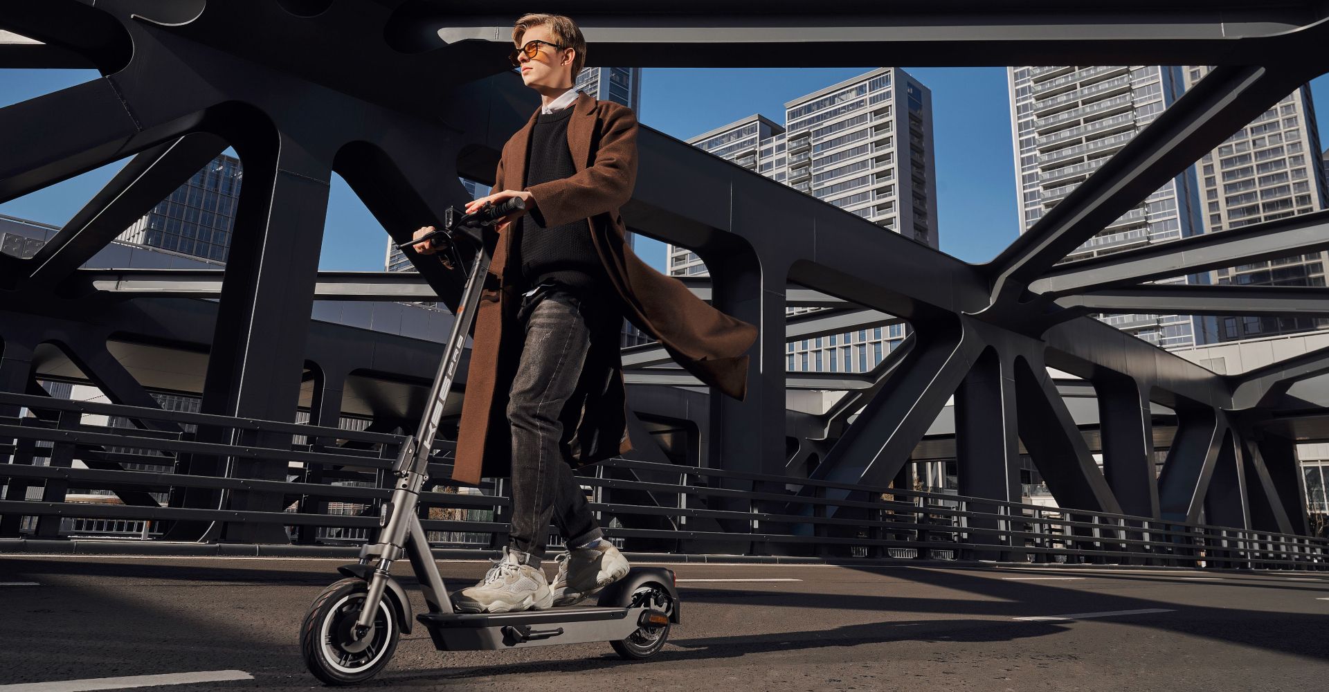 Yadea | Smart Electric Motorcycle